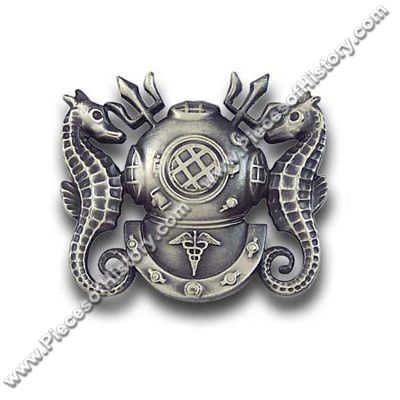 Military Decorations :: Navy Decorations :: Navy Breast Badges :: US ...