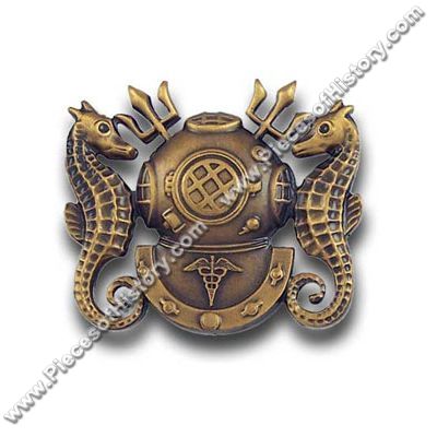 Military Decorations :: Navy Decorations :: Navy Breast Badges :: US ...