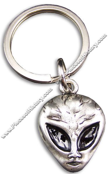 Aliens :: Alien Key Chain - Silver