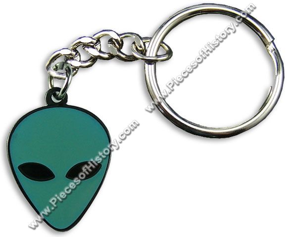 Aliens :: Alien Key Chain (glow in the dark)
